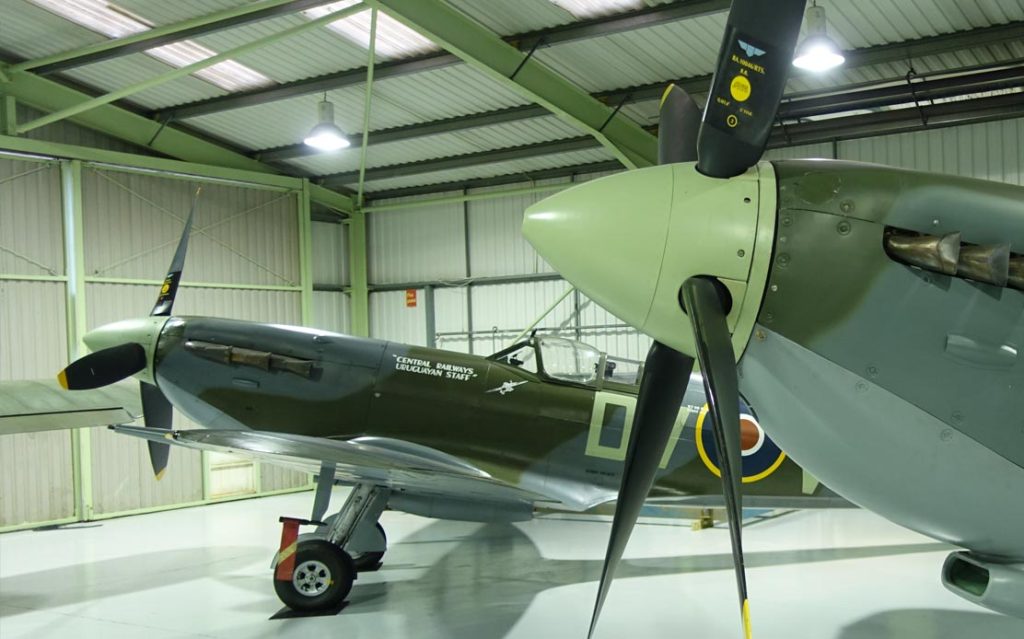 Fly a Spitfire Biggin Hill What Were Spitfire Propellers Made From ...