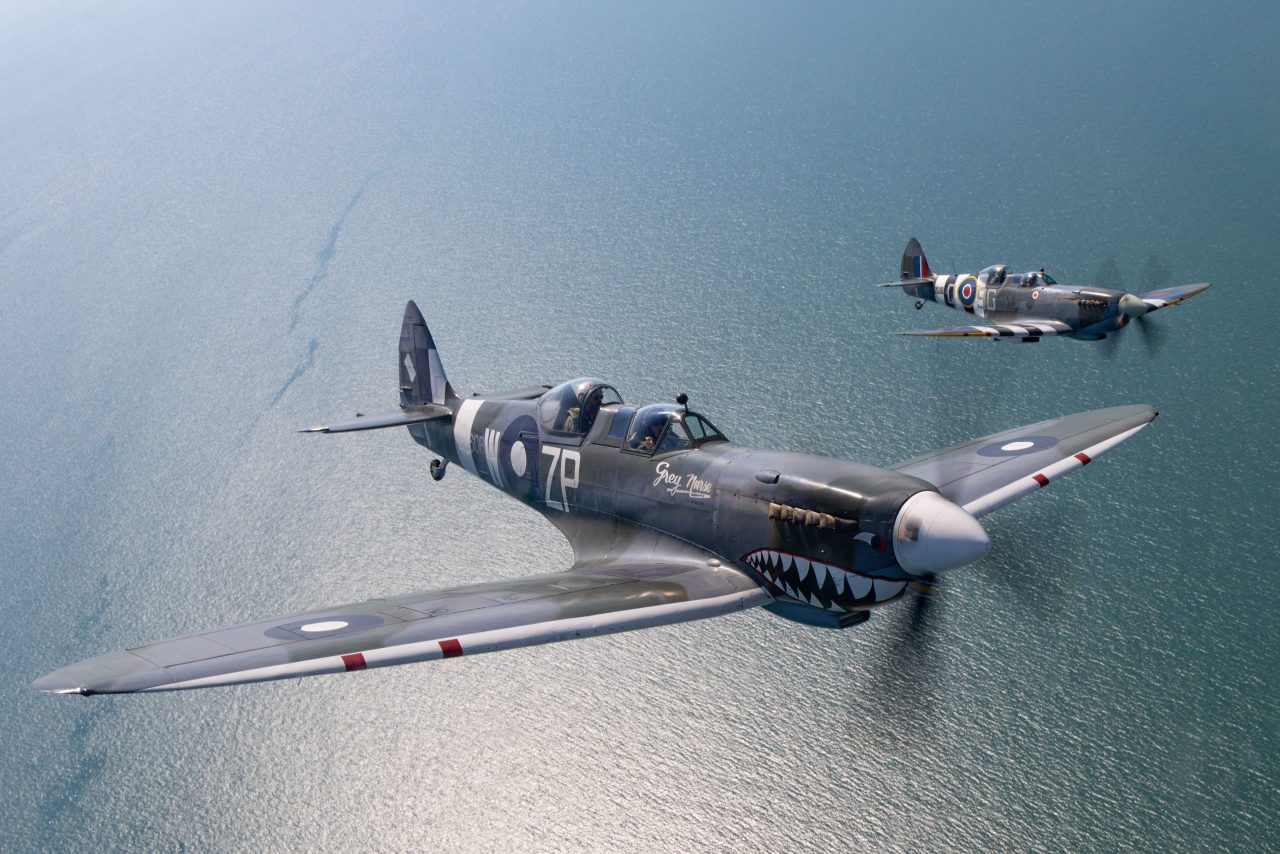 Fly a Spitfire FlyaSpitfire.com fly from Blackbushe and Norwich ...